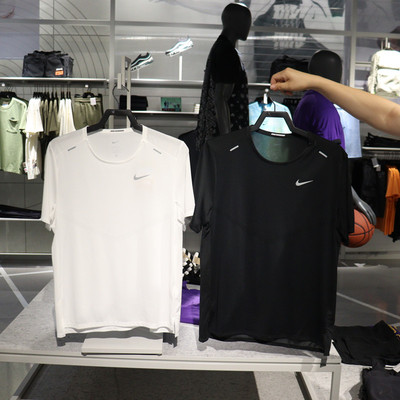 NIKE耐克短袖男圆领休闲T恤