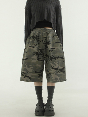 Localmansion韩代迷彩半腿短裤