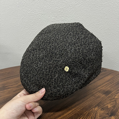 新款辣妹高级豹纹潮流前进帽子女复古鸭舌帽大头围气质时尚画家帽