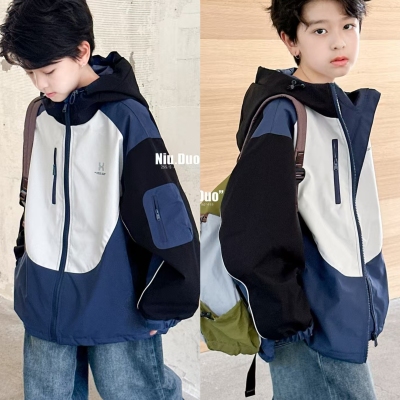 牛哆哆童装2025秋季新款男童撞色夹克衫中童冲锋衣外套时尚69151