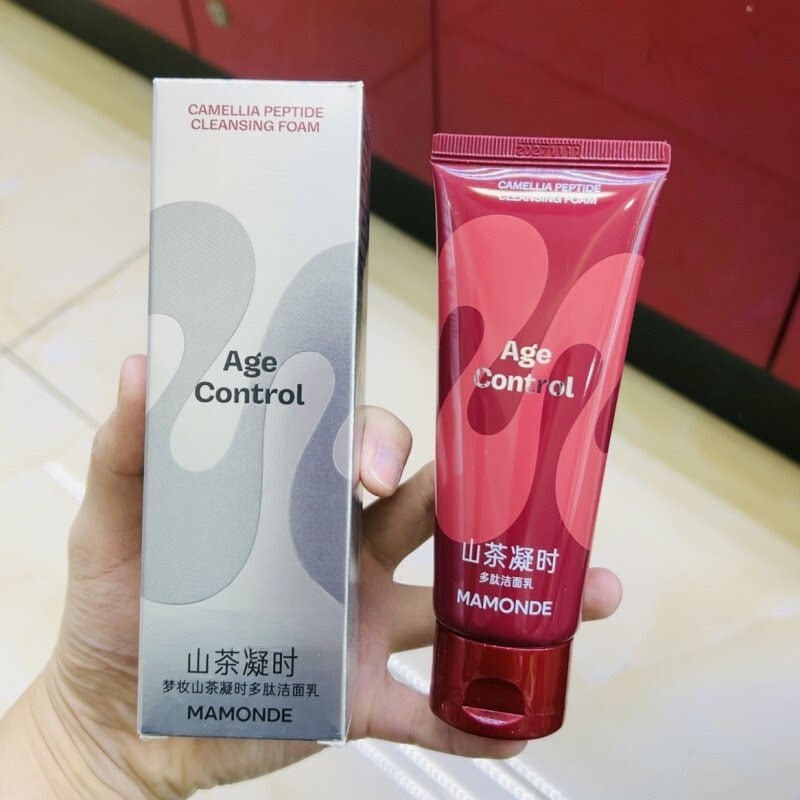 梦妆山茶凝时多肽洁面乳细腻泡沫清洁保湿紧致洗面奶正品100ml