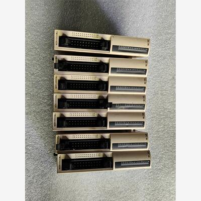 施耐德输入模块TM2DDI16