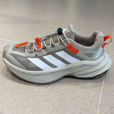 Adidas阿迪达斯男女鞋2025夏季新款舒适百搭轻便运动休闲鞋HQ4883