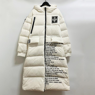 圣迪家街头通勤连帽字母撞色女式