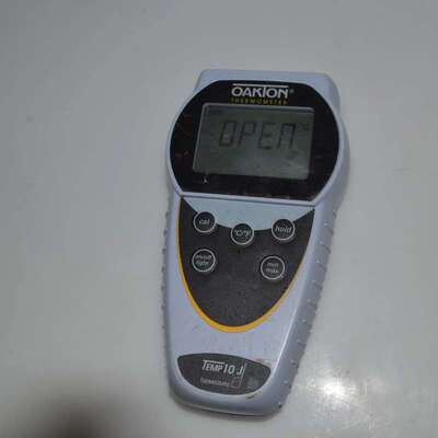 议价^^ OAKTON TEMP10 J Données Enregistrement Double Thermo