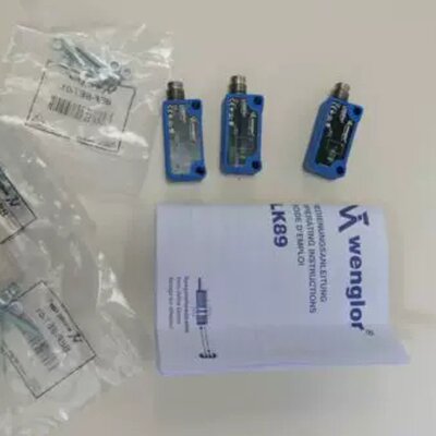 议价Lot de 3 WENGLOR RETRO REFLEX SENSOR LK89PA7 ! NEW !
