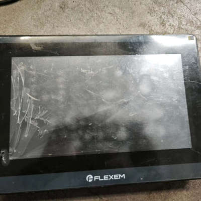 议价繁易触摸屏FM6100C