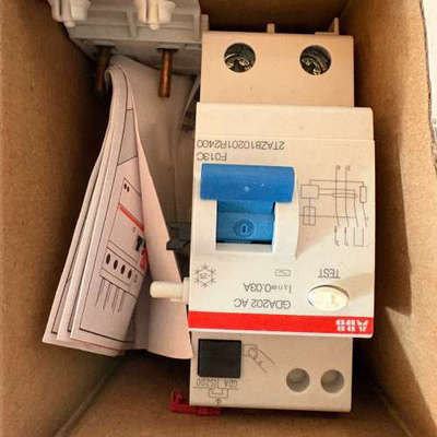 议价ABB剩余电流模块 原2TAZ810201R2400