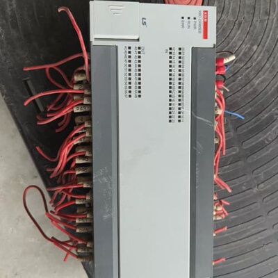 议价lsplc，xbc-dr60eb，功能正常，成色漂亮，安装脚