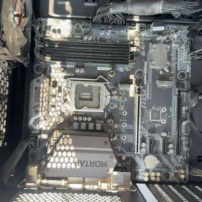议价出闲置主板微星B360m迫击炮   带挡板  功能正常