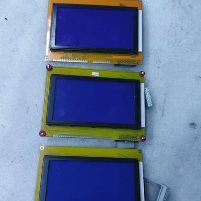 议价240128BDLNW-EY液晶屏，有三片，功能正常使用，标
