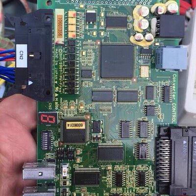 议价SUMITOMO变频器主板 CCV100001AAG02可维修