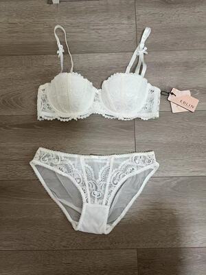韩国文胸套装EBLIN性感蕾丝