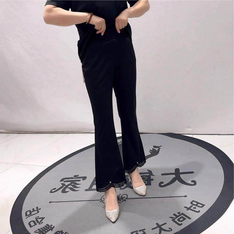 芮娜依莲时尚女裤2026初夏新款大码裤子1881女人味微喇裤显瘦