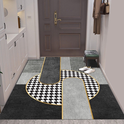 There's a lot of carpets in the bedrooms in the taxi-proof l