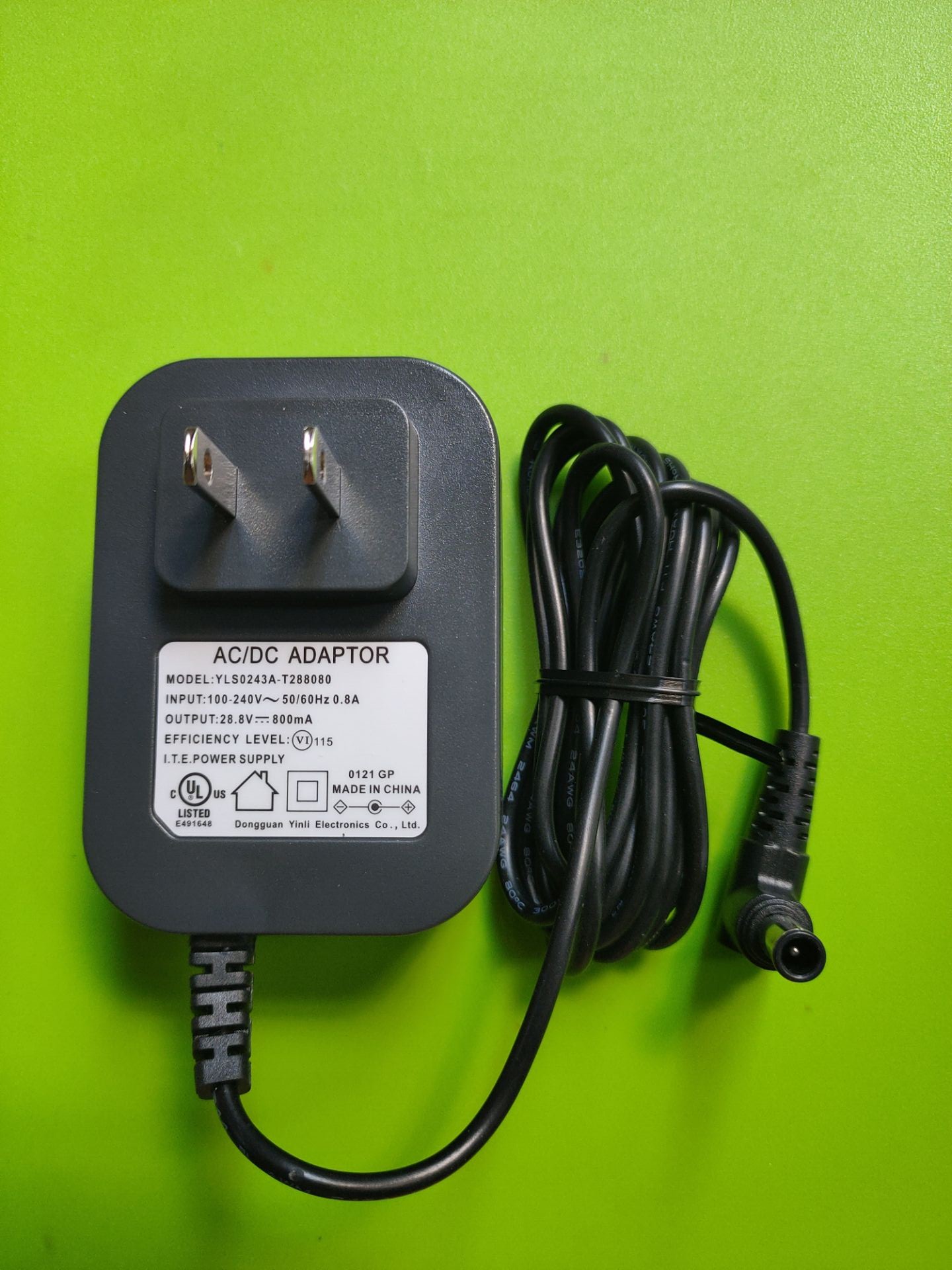 Shark鲨客鲨鱼S2吸尘器28.8V800MA充电器YLS0243A-T288080电源线