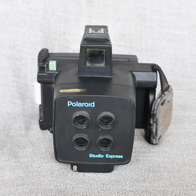 宝丽来拍立的复古胶片机学生