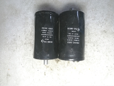 法国 SIC-SAFCO CO37系列 40v 33000uf 螺丝脚发烧滤波电容