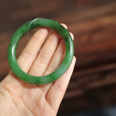 天然和田碧玉手镯中式贵气礼物