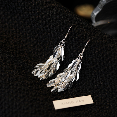 巷南流苏耳钉小众轻奢耳饰女耳环