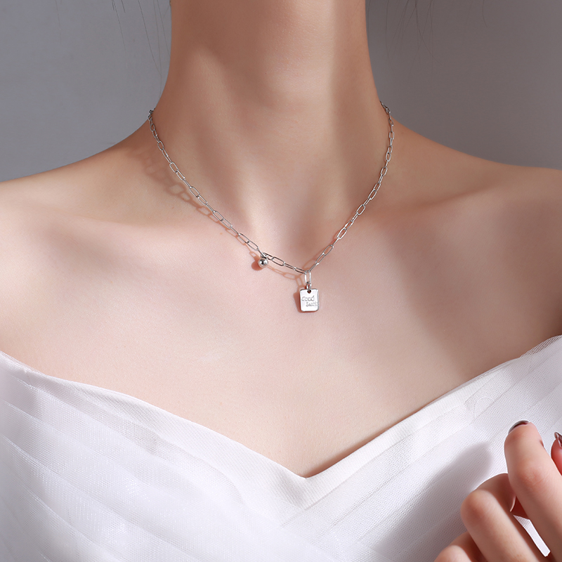s925纯银幸运方牌项链女夏2021年新款女小众设计感冷淡风锁骨链女_虎窝淘