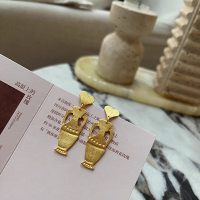 现货复古花瓶耳钉西班牙ApresSki镀金中古小众复古设计感时髦耳饰