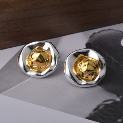 22K金撞色不规则冷淡风耳钉