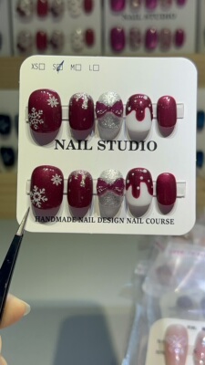 穿戴甲短款新款美甲手工高级猫眼穿戴成品樱桃贴片显白纯手工指甲