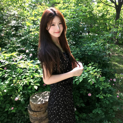 夏季法式黑底碎花收腰茶歇裙