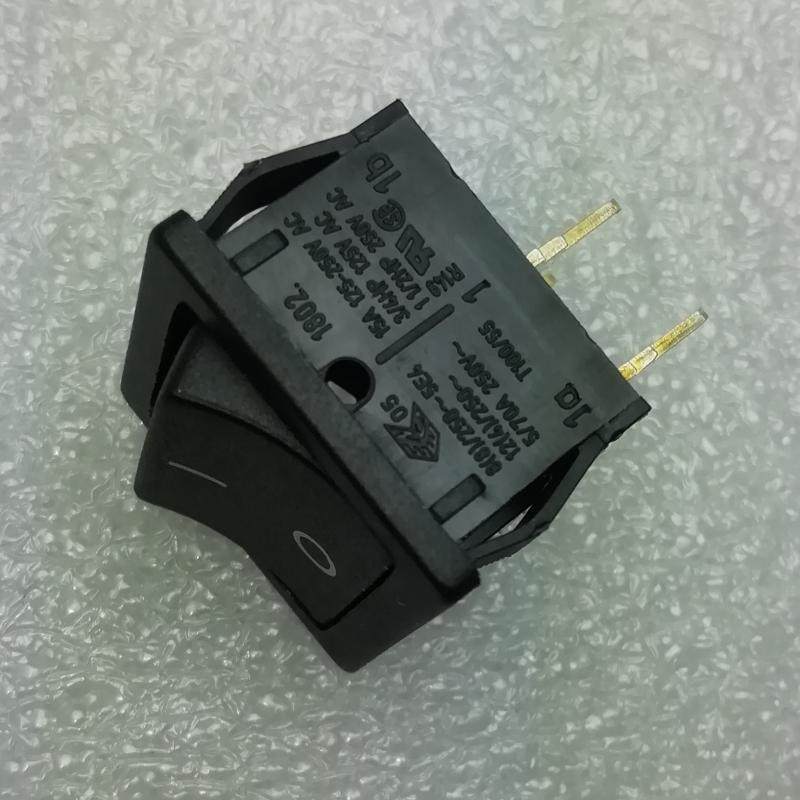 1802 德国MARQUARDT 电源船形翘板开关面板24*21mm 二档双联4脚