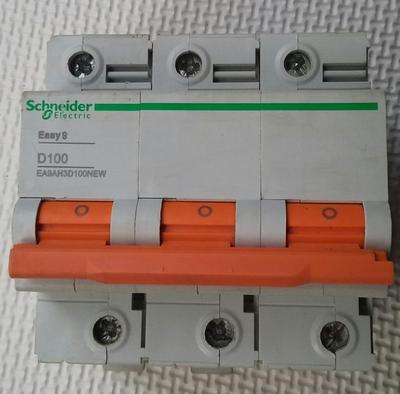 原装正品施耐德Easy9 D100A C80A 3P三相断路器 EA9AH3D100NEW