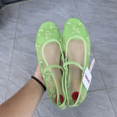 外贸原单一字带吊牌价$24.99美大码平底女鞋网纱刺绣夏季清爽单鞋