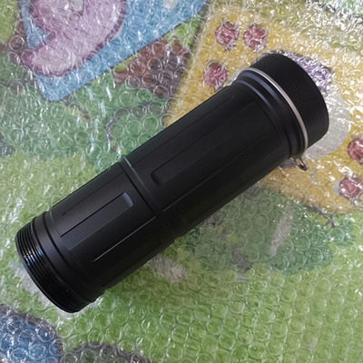 ACEBEAM8锂电池棒长款