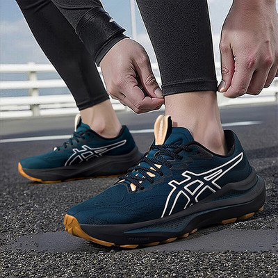 亚瑟士缓震轻便透气运动跑步鞋男