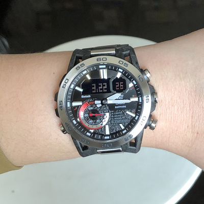 卡西欧多功能运动石英防水男手表