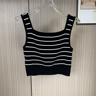 6872品牌撤柜剪标2026夏季新款条纹背心上衣女短款修身显瘦打底