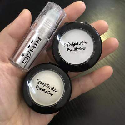 希贝白色高光粉饼走珠眼影提亮
