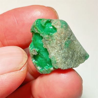 缅甸翡翠原石后江场口色料戒面料