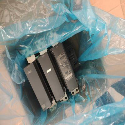 施耐德LC1F1250MD交流接触器一台全新原盒 备件/咨询