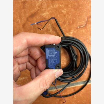 施耐德光电传感器XUM2APXBL2，全新无包装， 维修/咨询