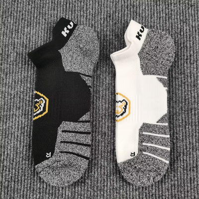 无骨袜子男短筒毛巾底吸汗速干棉底袜夏季网眼透气浅口运动跑步袜