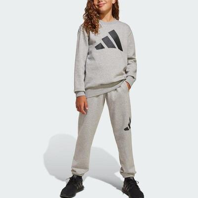 阿迪童装日常运动休闲套装