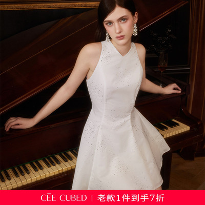 CEECUBED烫钻阔型A摆背心连衣裙