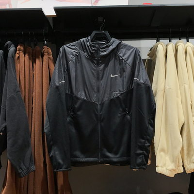 NIKE耐克男装2024冬新款拒水防风梭织连帽跑步运动夹克FZ1112-010