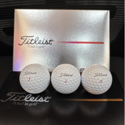Titleist泰特利斯ProV1x高尔夫球性能全面胜出众多选手信赖下场球
