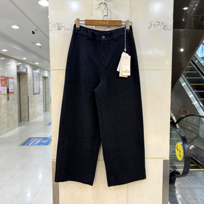 26262-1羊毛呢直筒九分裤