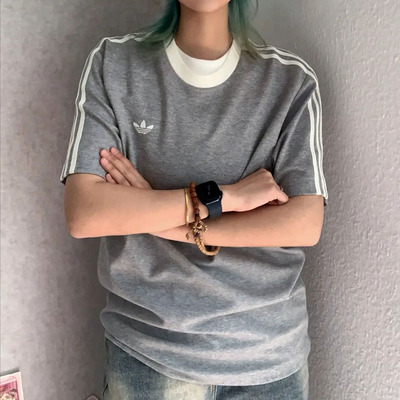 阿迪达斯三叶草修身男短袖