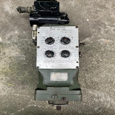 WOODWARD UG-10D F8525-782 调速议价