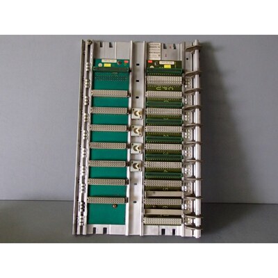 6ES57002LA12 - SIEMENS - 6ES5700-2LA12 / Subrack CR2 USED