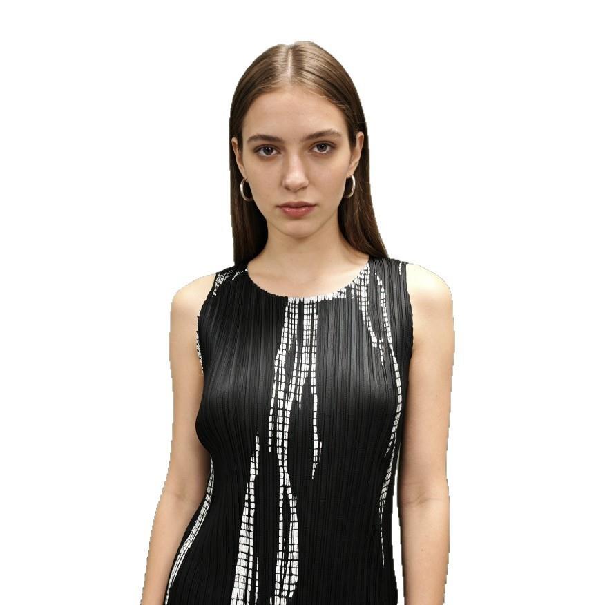 ISSEY2026新款女装上衣褶皱无袖背心印花上衣圆领